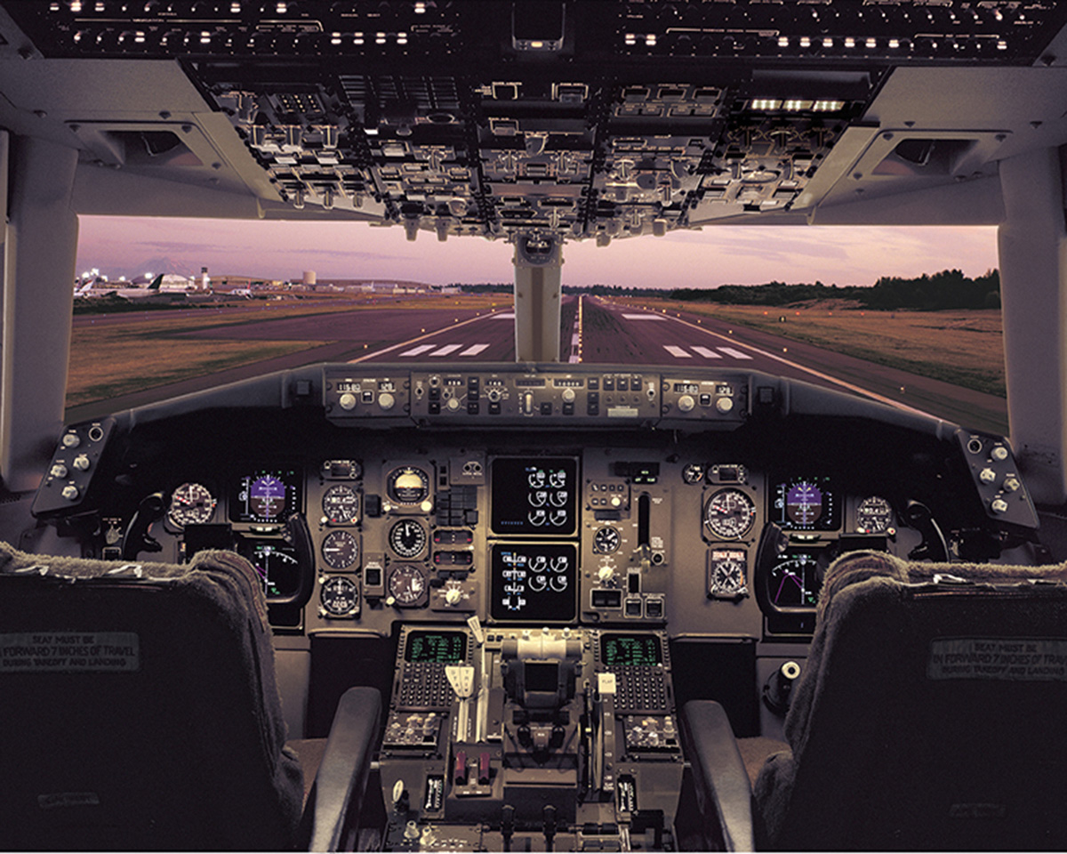 Boeing 767 Flight Deck at Eurographics