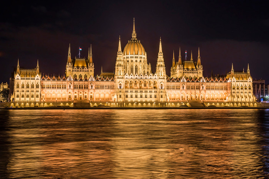 Parliament House Budapest, Giclee canvas prints at Eurographics